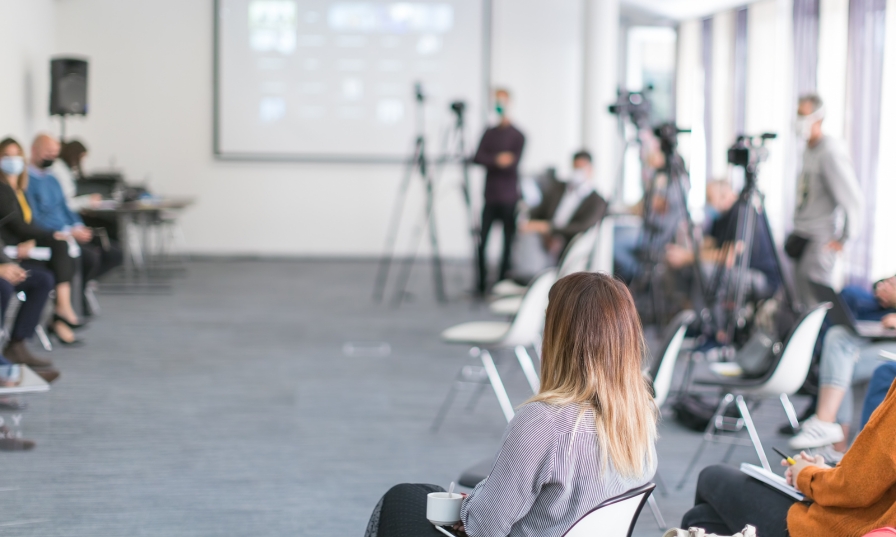 Why Recruitment Events Matter for Aspiring MBA Students | Lendwise.com